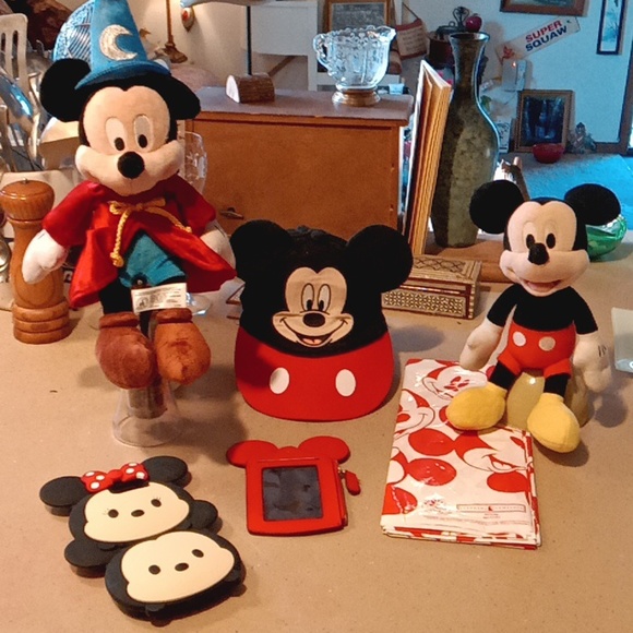 Other | Disneys Disneyland Theme Park Mickey Mouse 6 Piece Party Pack ...